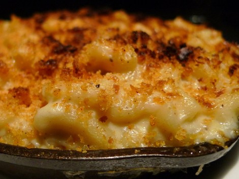 sinfully delicious comfort food: mac daddy’s macaroni & cheese bar ...